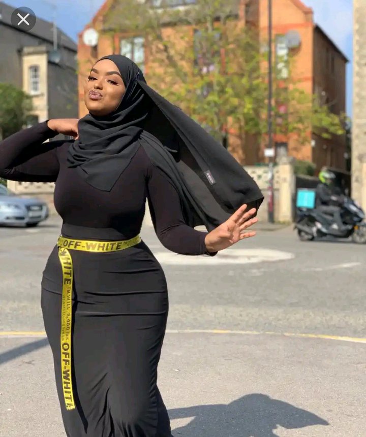 See Curvy Photos Of Muslim Ladies On Hijab Trending On The Internet